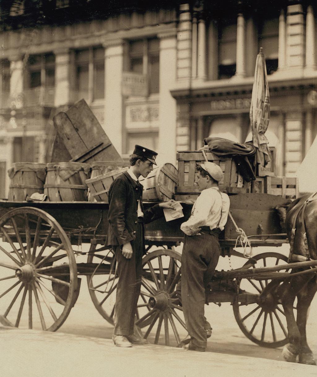 Messengers at Union Square - NYC in 1910