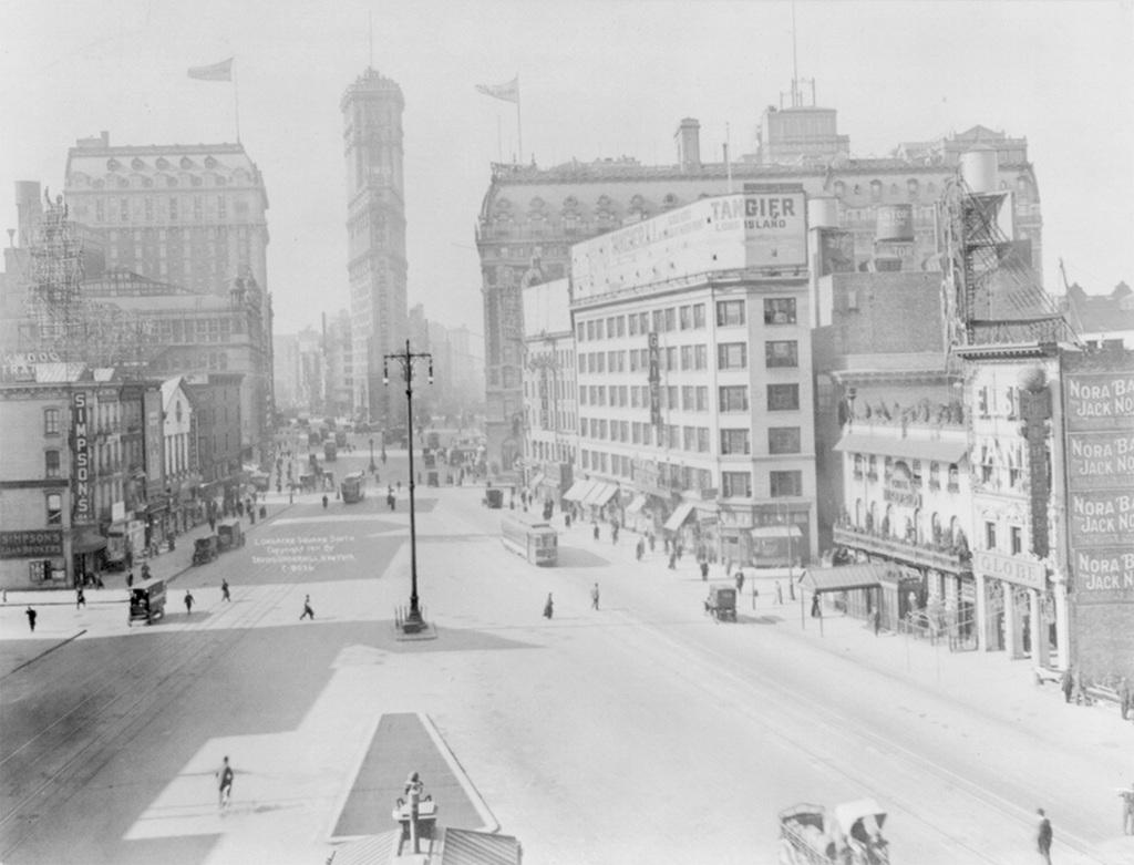 Longacre Square South - NYC in 1911