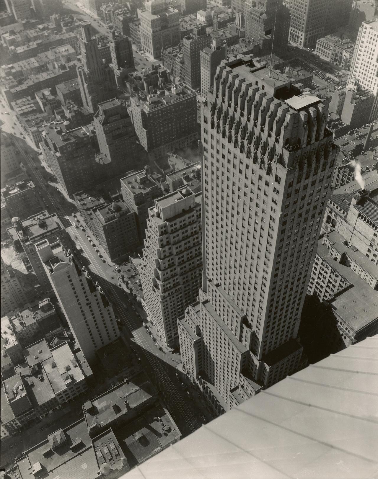 The Chanin Building, Midtown Manhattan - NYC in 1935