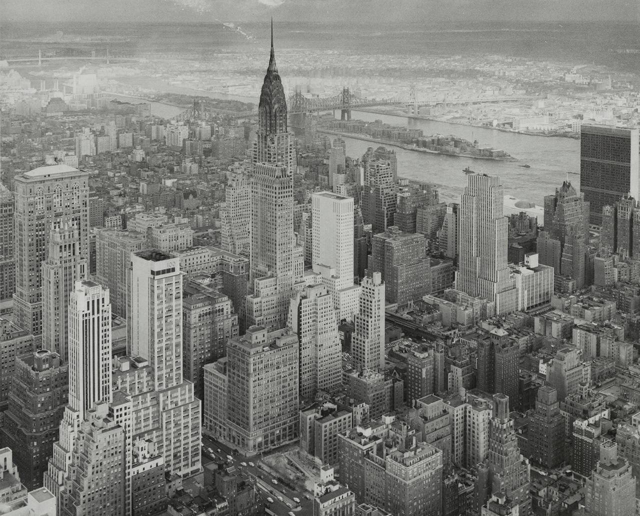 Aerial view of Midtown Manhattan - NYC in 1952